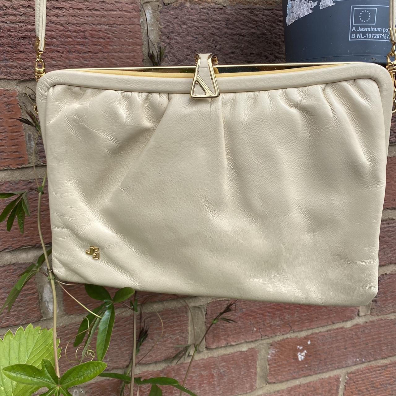 Jane Shelton leather shoulder bag Cream Very good... - Depop