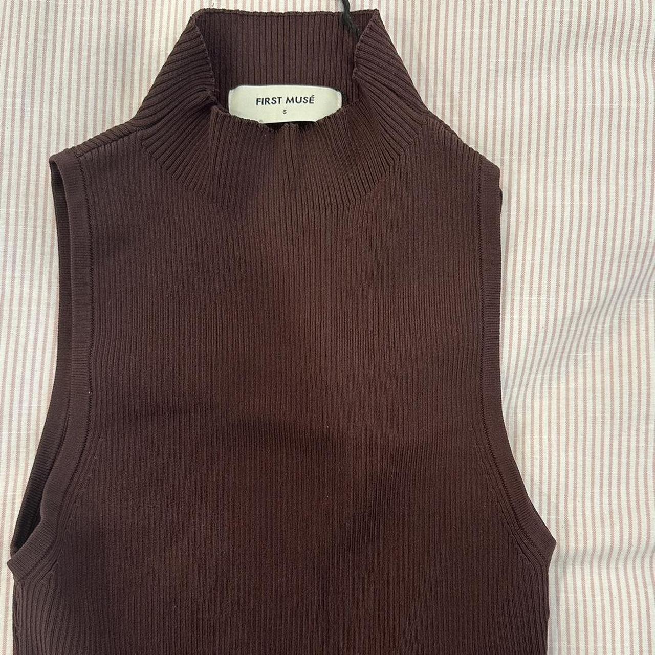 First muse high neck crop top size S but fits a 6-8.... - Depop