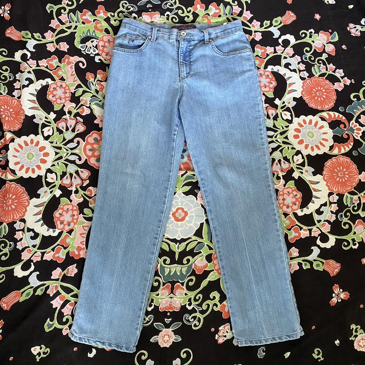 Gloria Vanderbilt straight leg jeans with bling on... | Depop