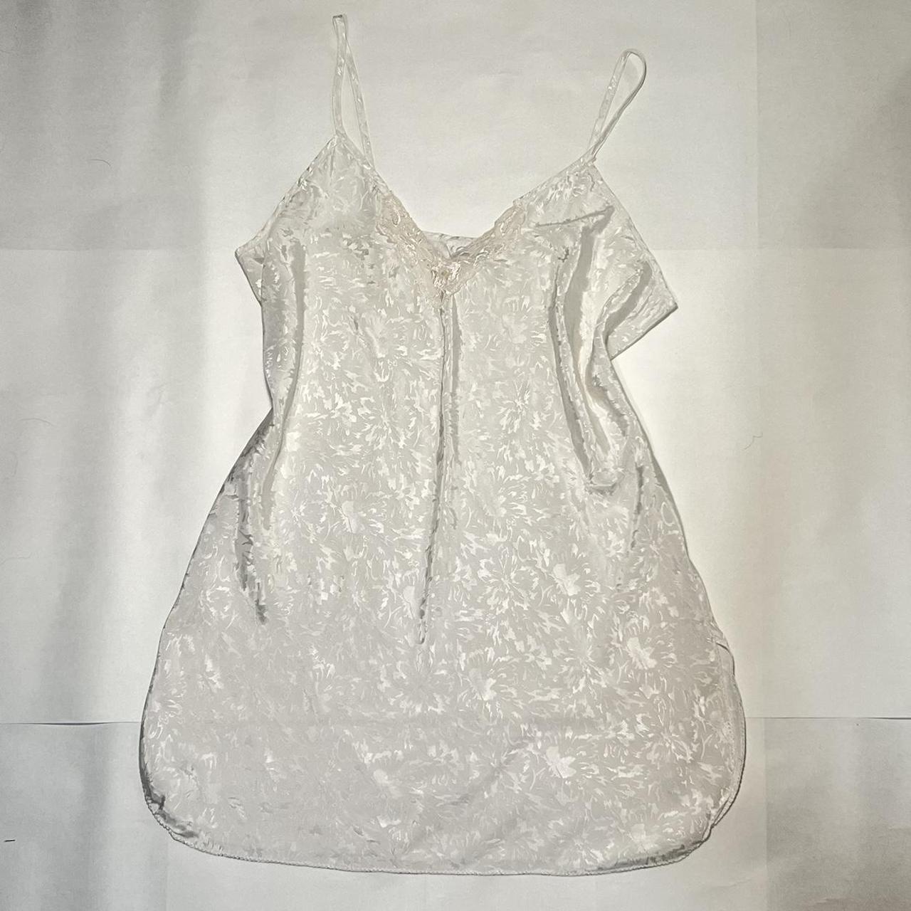 inner most gorgeous white floral slip dress no size... - Depop