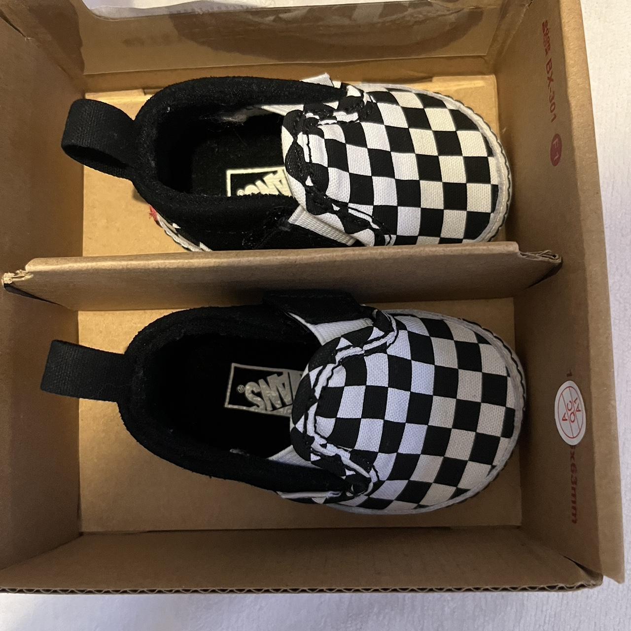 Baby Vans crib shoes Brand new never worn Size in... - Depop