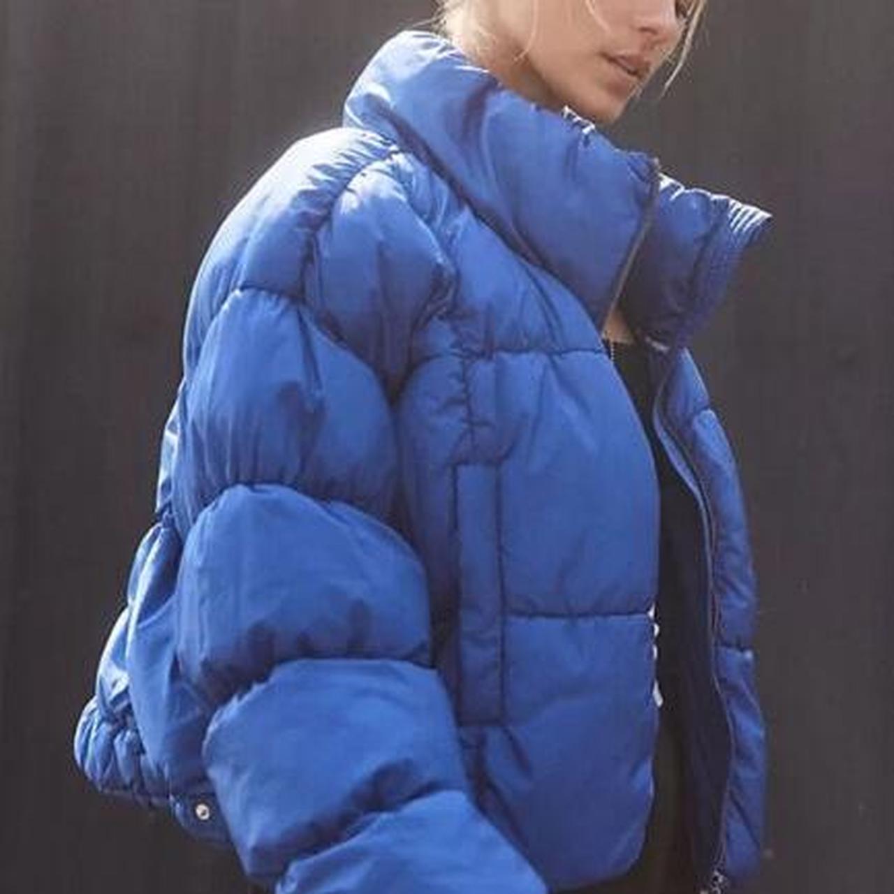 Free people in a bubble puffer jacket blue size small - Depop