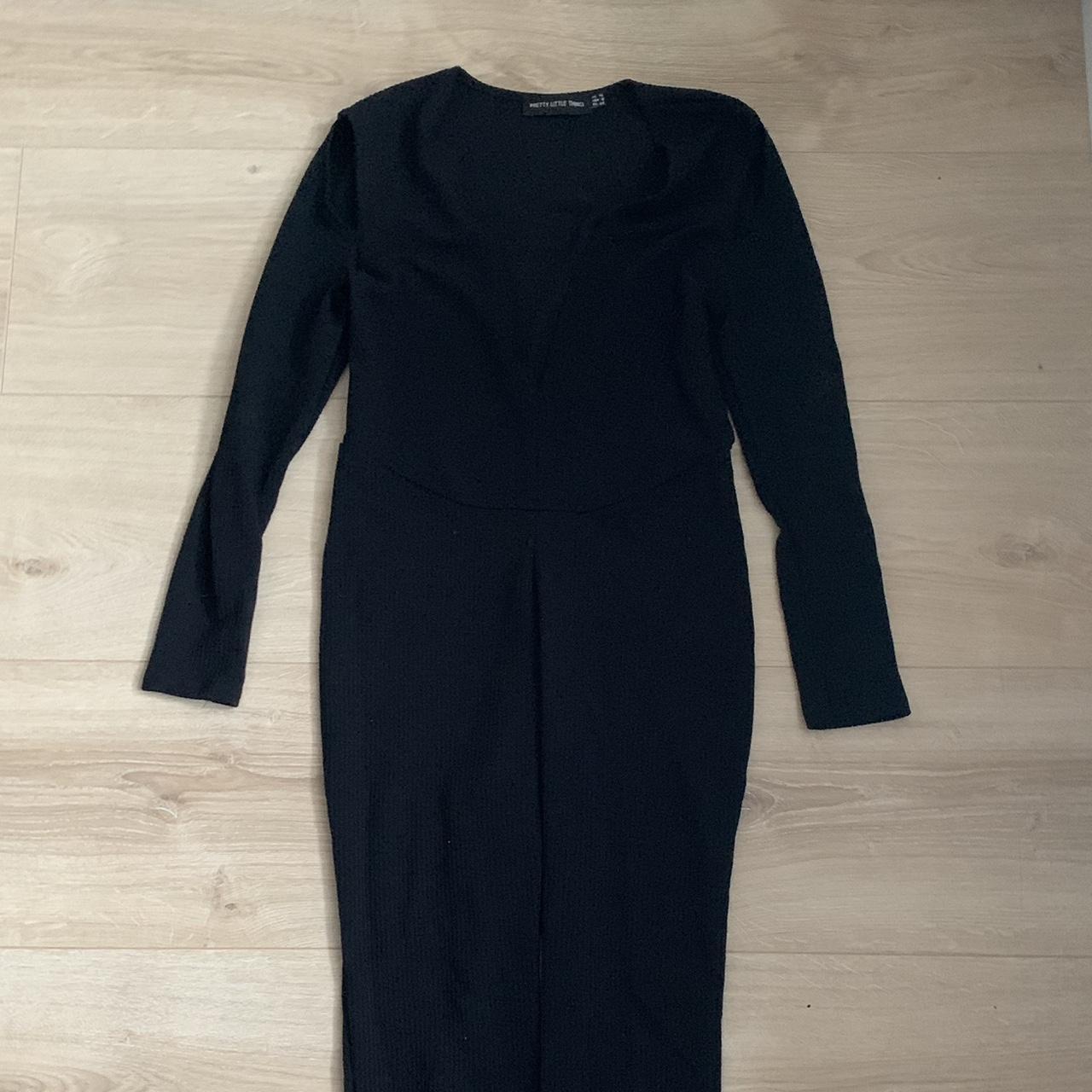 Pretty Little Thing Black Crinkle Rib Deep Plunge... - Depop