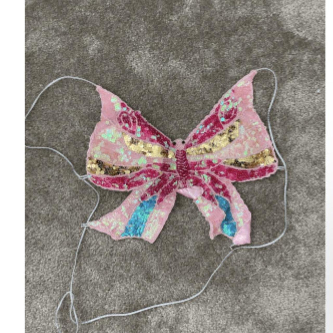 Butterfly top - Depop