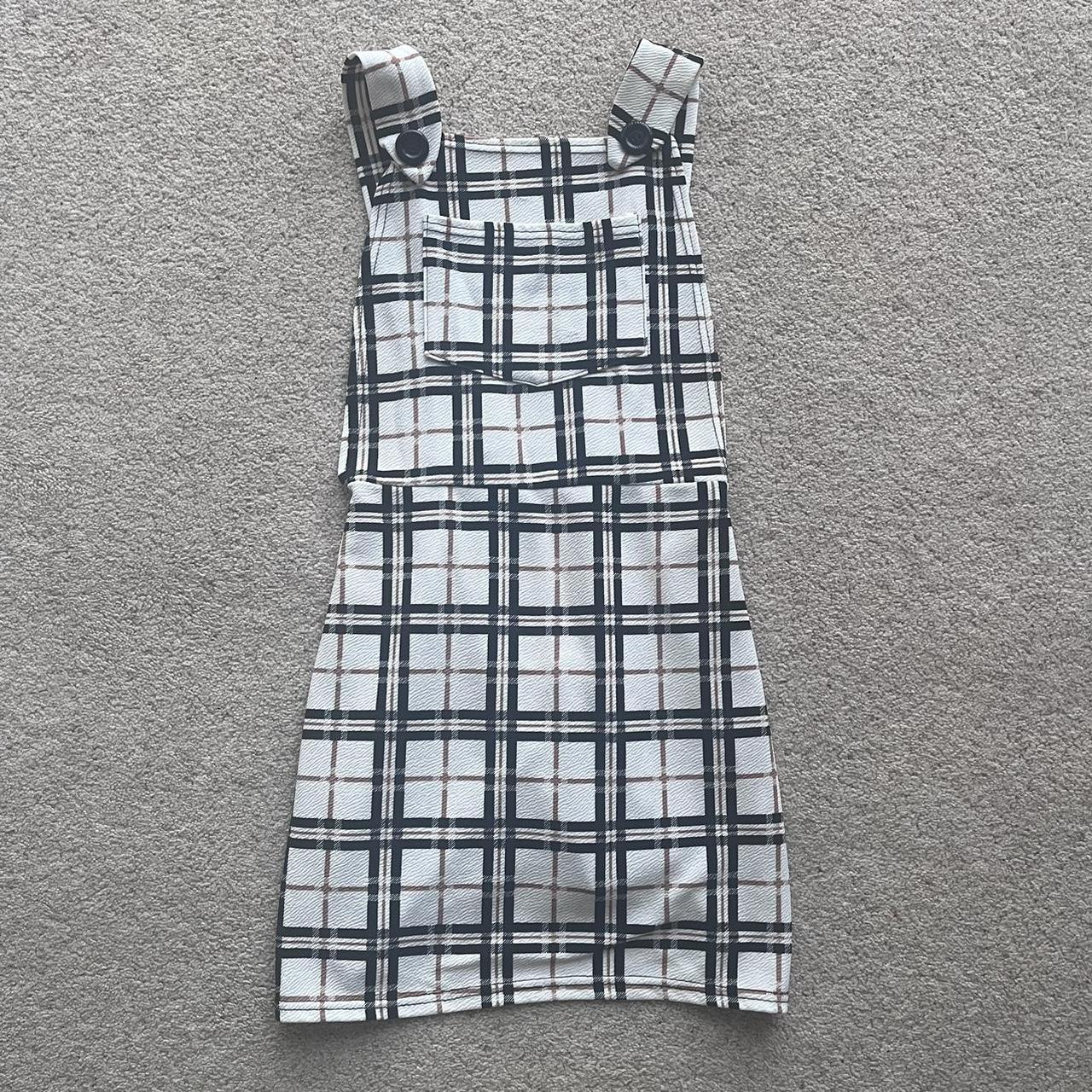 lasula white and black tartan plaid petite pinafore... - Depop