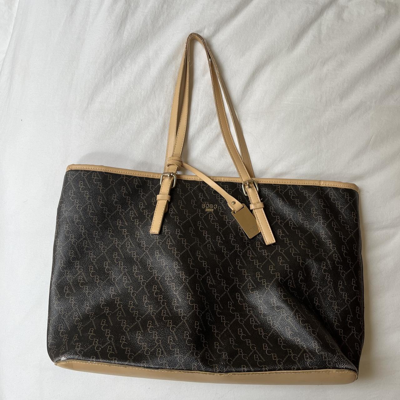 chic BCBG Paris patent leather tote bag with zip... - Depop