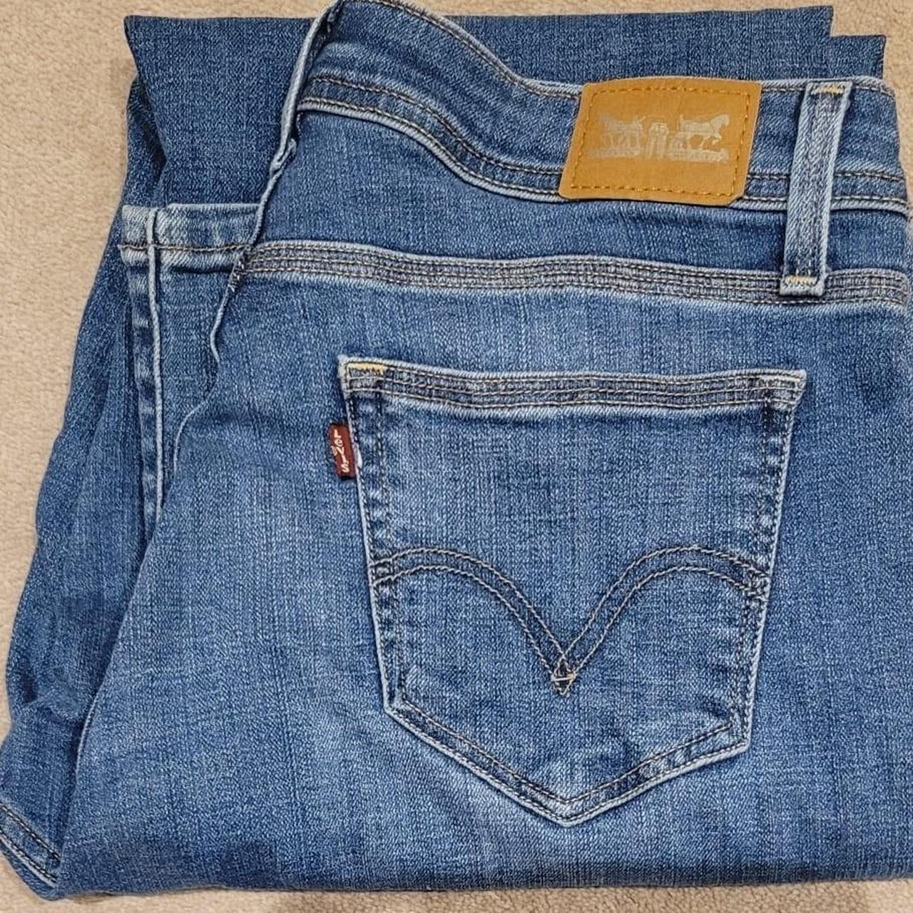 Ladies Levi's 529 CURVY Boot Cut Waist 31 leg 32 - Depop