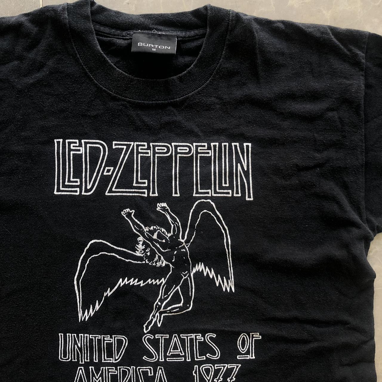 Burton Men's T-shirt | Depop