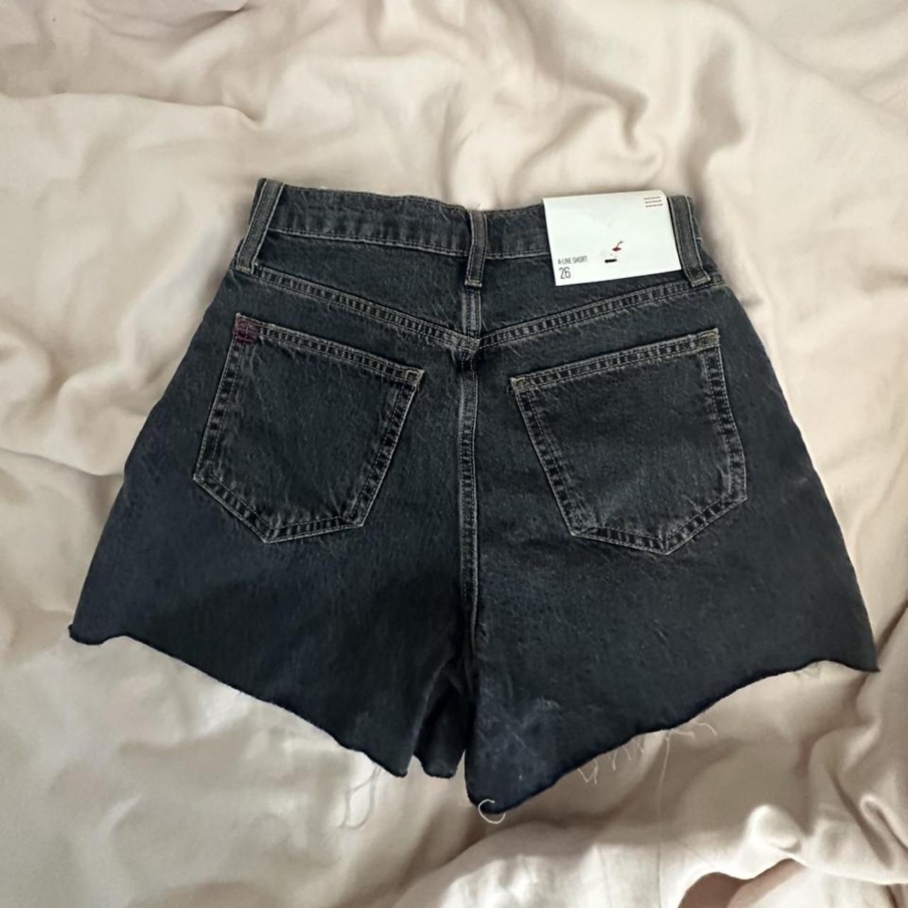 bdg shorts from urban outfitters🤍 size 26 best fits... - Depop