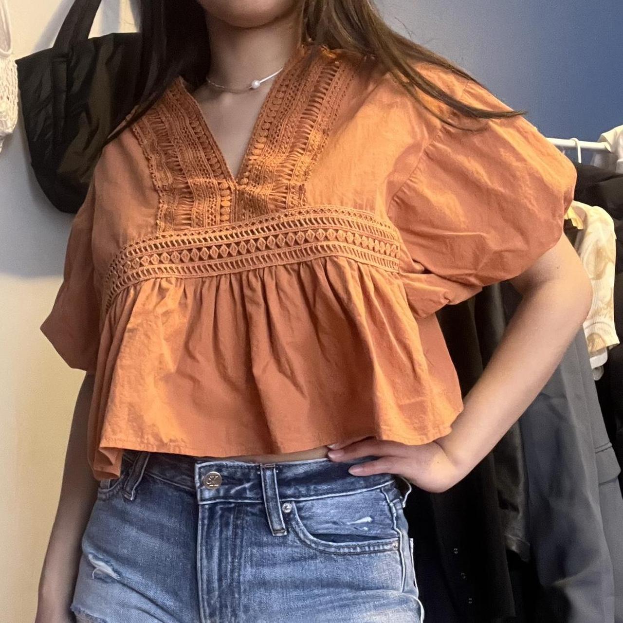 tropiko crop top great condition, hardly worn... - Depop