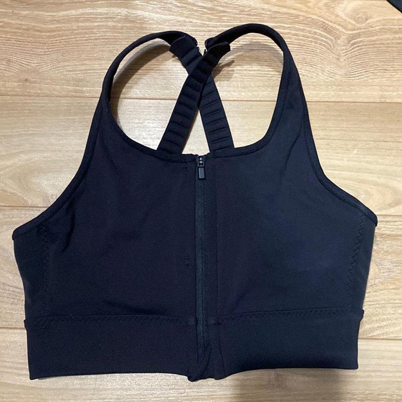 Athleta Women's Black Bra | Depop