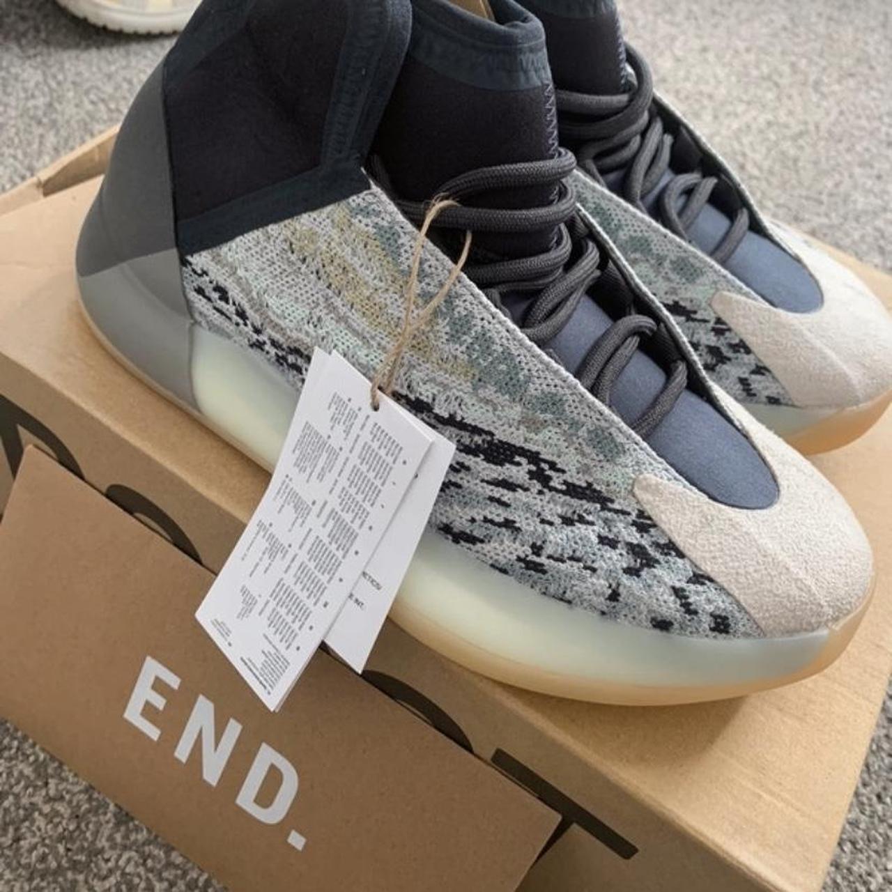 Sea teal colour Yeezys Worn once or twice Size 6... - Depop