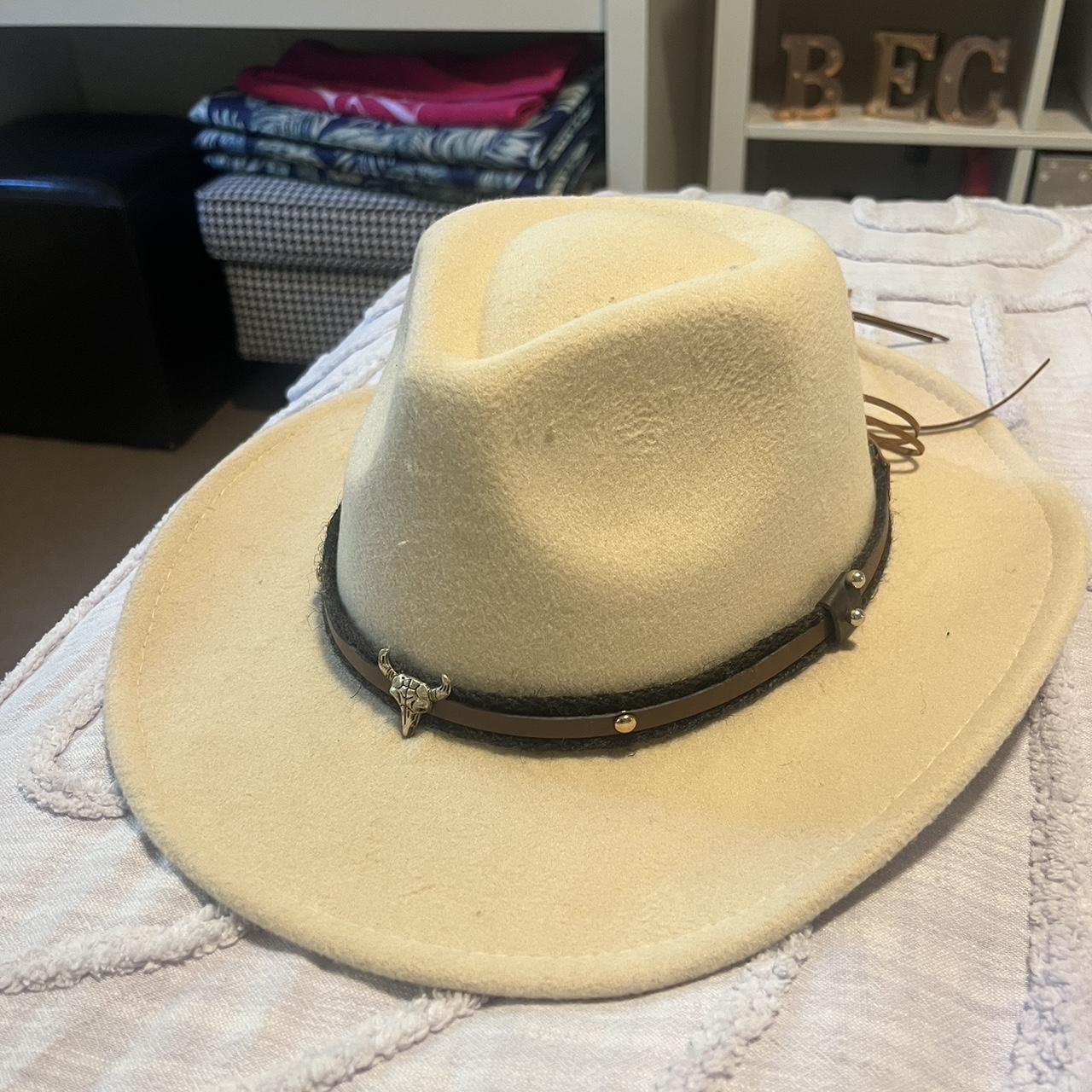 Cowboy hat - cream hat with cow skull on the front - Depop