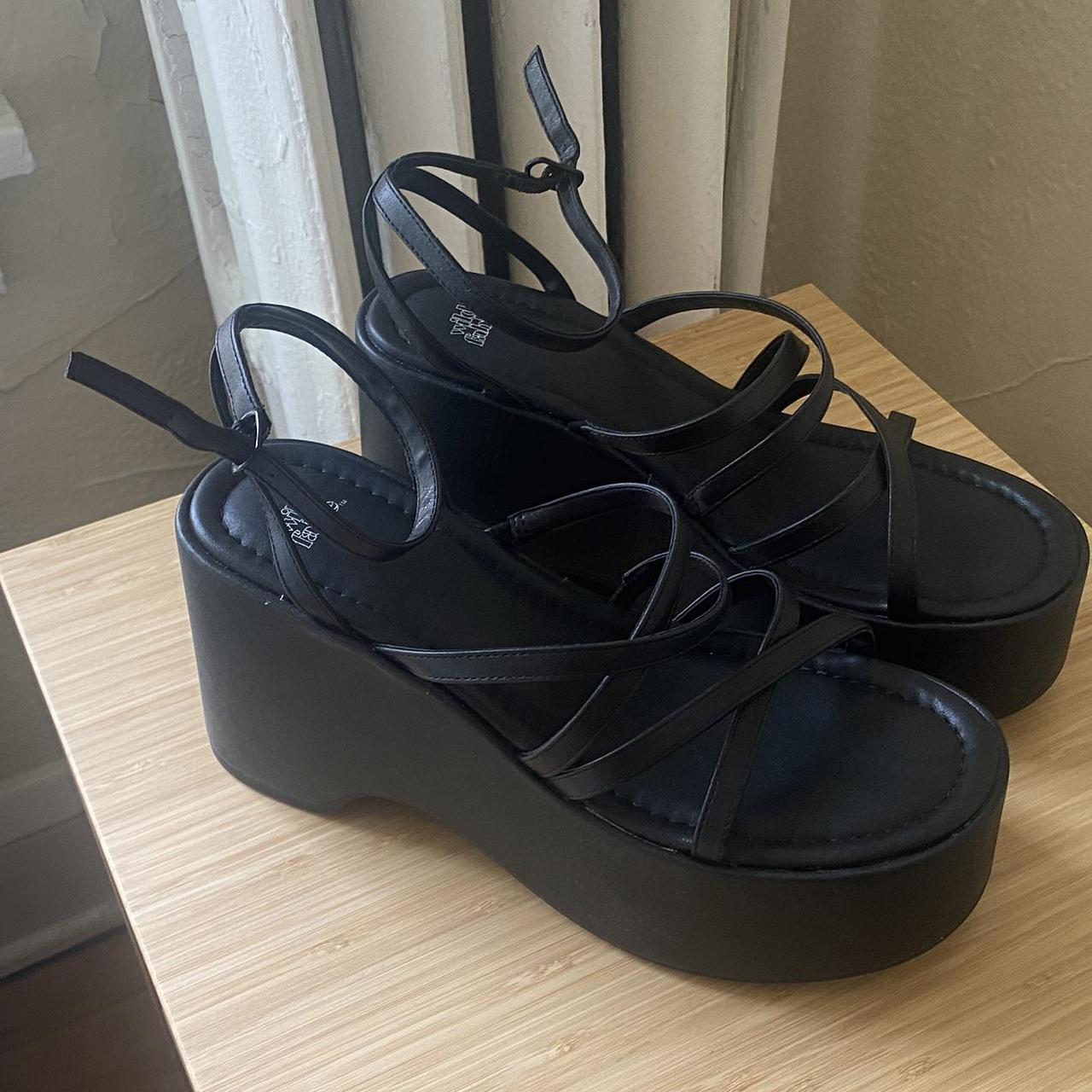 Wild Fable Black Platforms Unused and Gorgeous - Depop