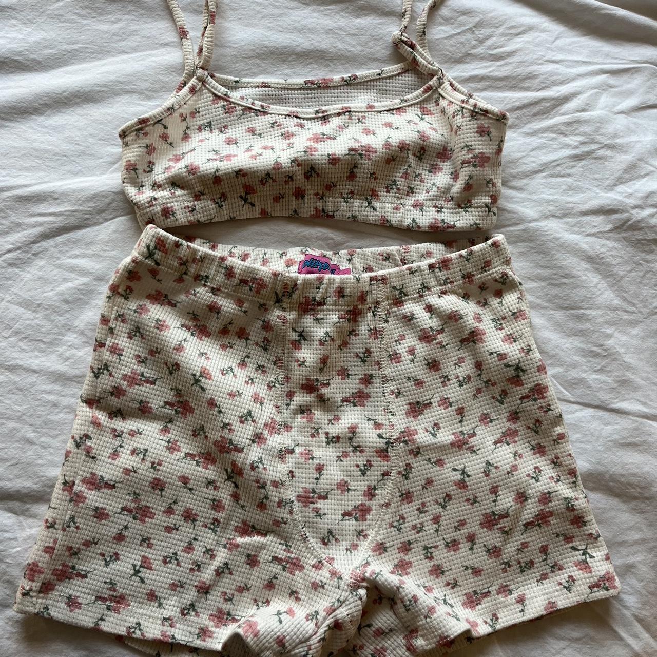 Edikted lounge set, waffle material Size small,... - Depop
