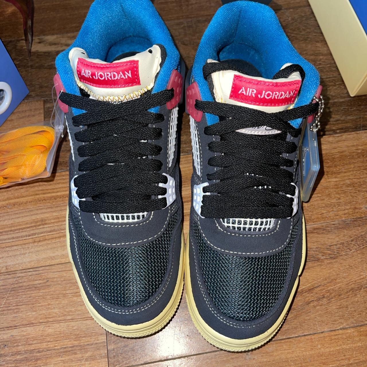 DS Union Air Jordan 4 Noir Size 6.5 Mens / 8 Womens... - Depop