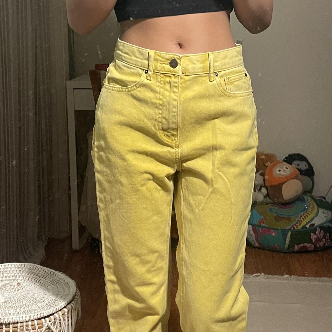 BDG Women's Yellow and Cream Jeans | Depop