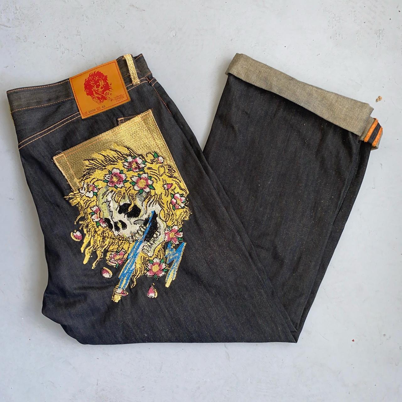 Ed Hardy Skulls rhinestone 42 x 34 Leg opening... - Depop