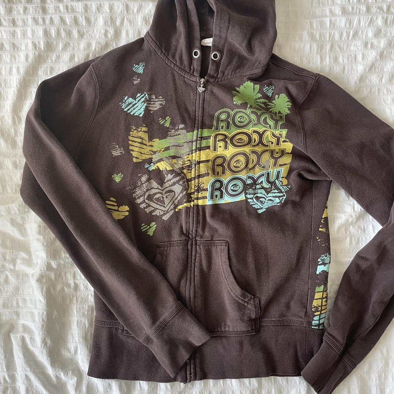 2000s Roxy Hooded Zip Up 💚 Size is children’s... - Depop