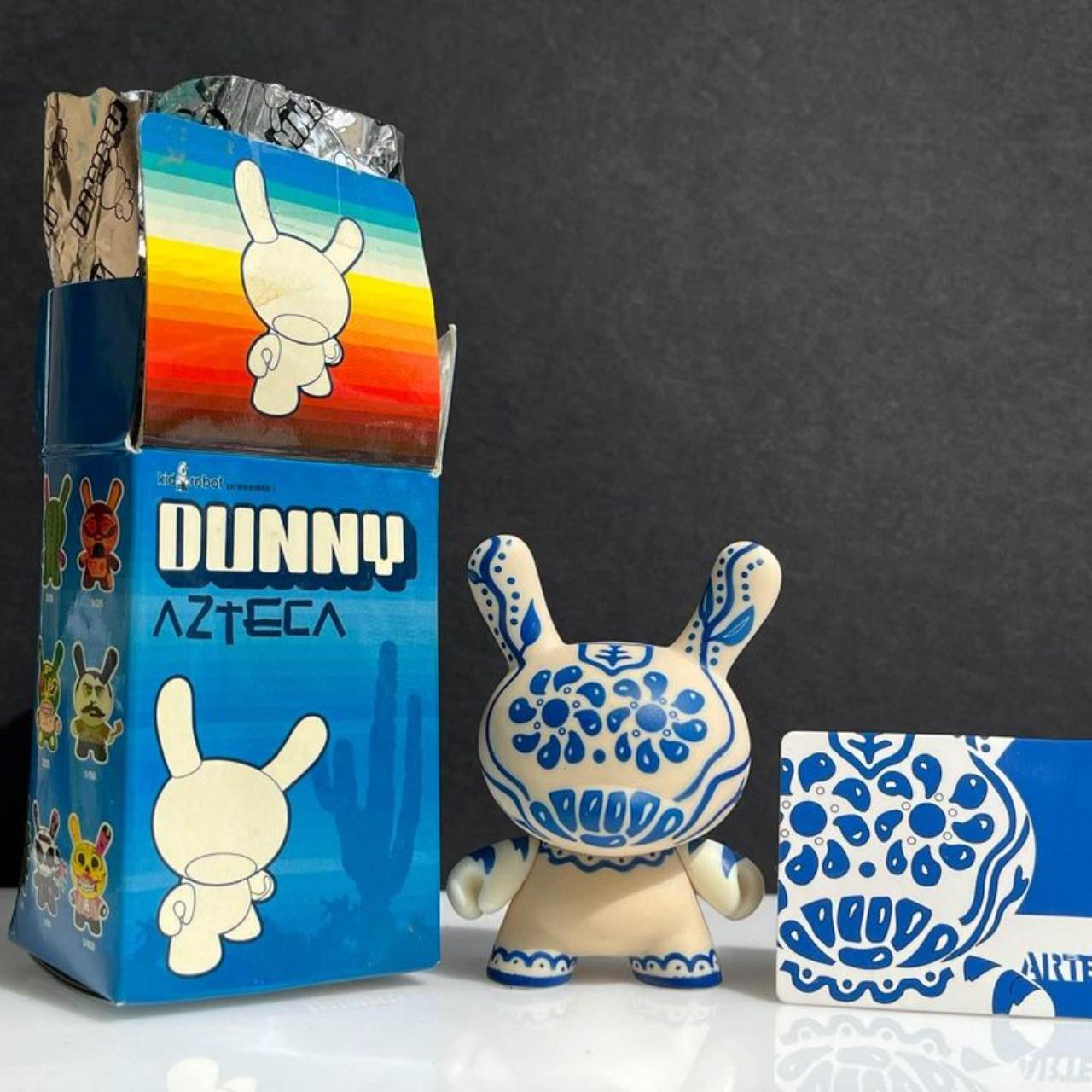 KIDROBOT / AZTECA DUNNY - SERIES 1 / TALAVERA /... - Depop