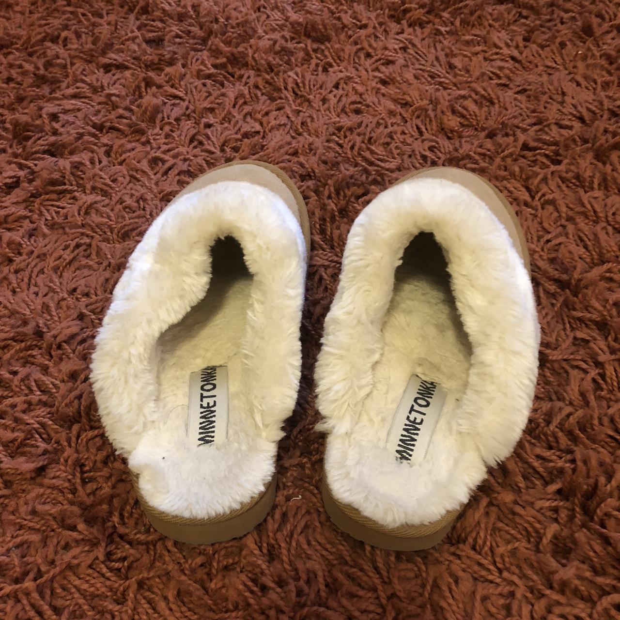Chestnut fur lined mule slippers from Minnetonka!... - Depop