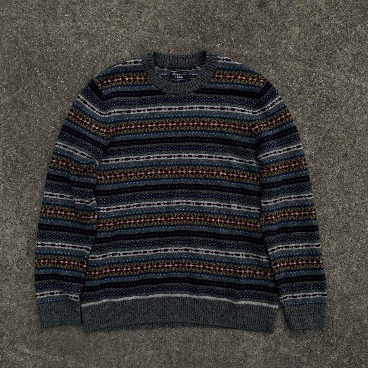 Vintage Abercrombie & Fitch sweater with a beautiful... - Depop