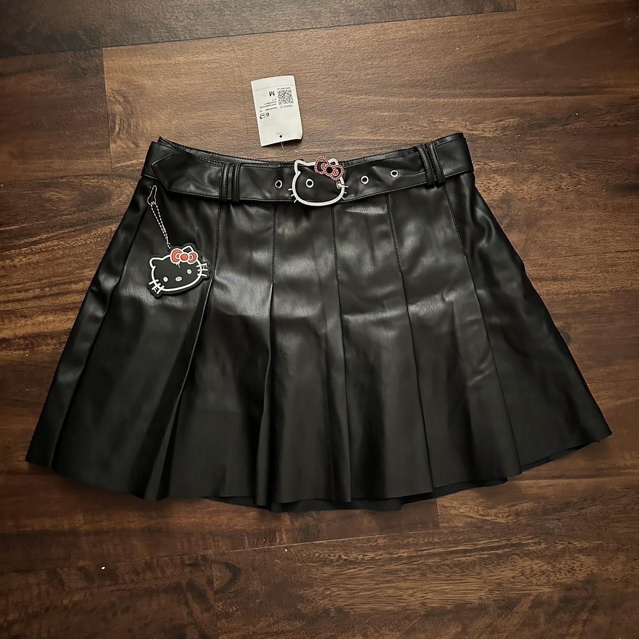 Hello kitty x forever 21 skirt! Brand new w... - Depop