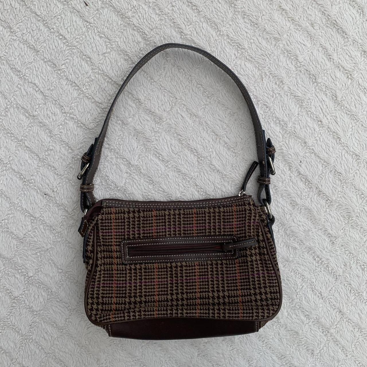 Chaps Women's Brown Bag | Depop