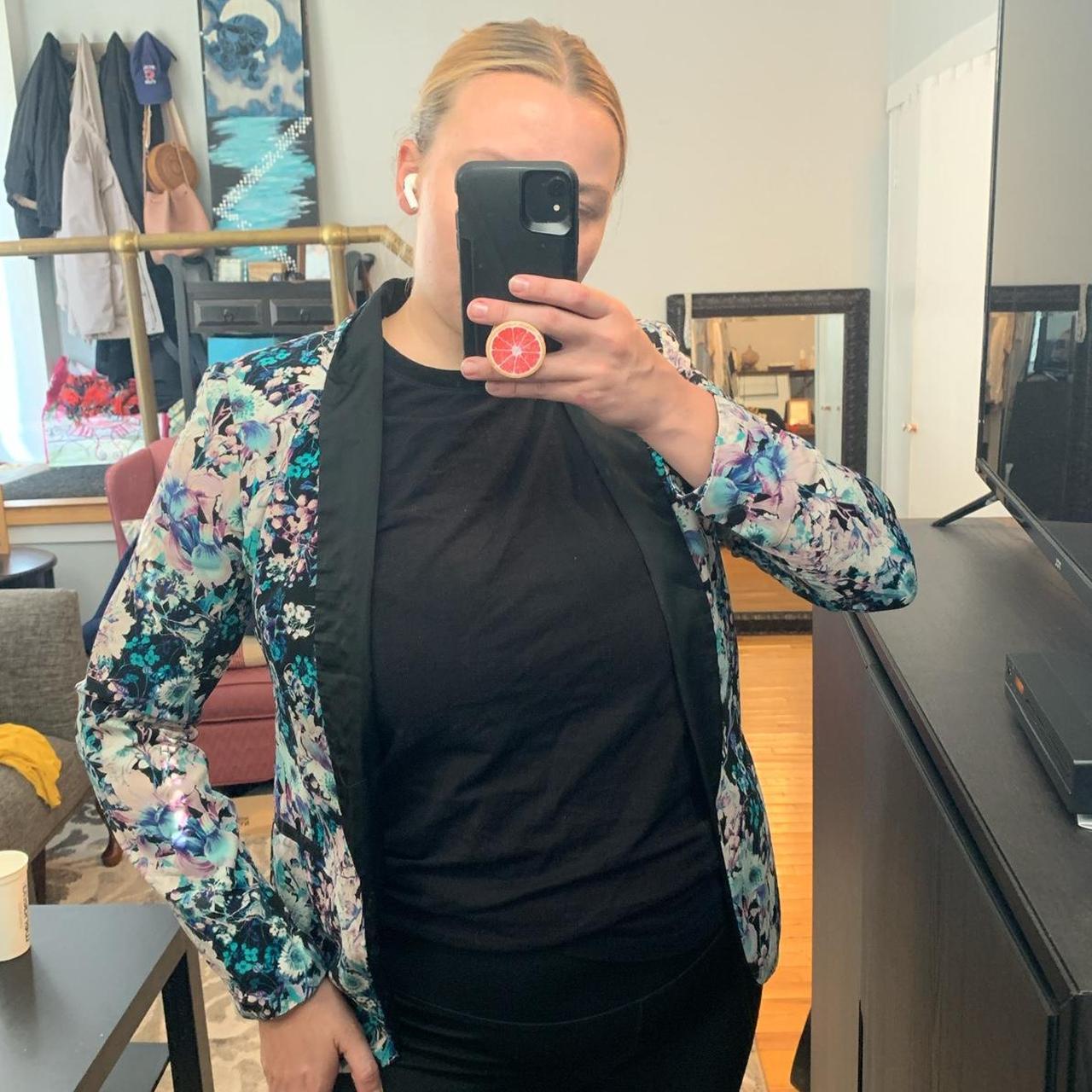 Floral Lauren Conrad blazer. Only wore a few times,... - Depop