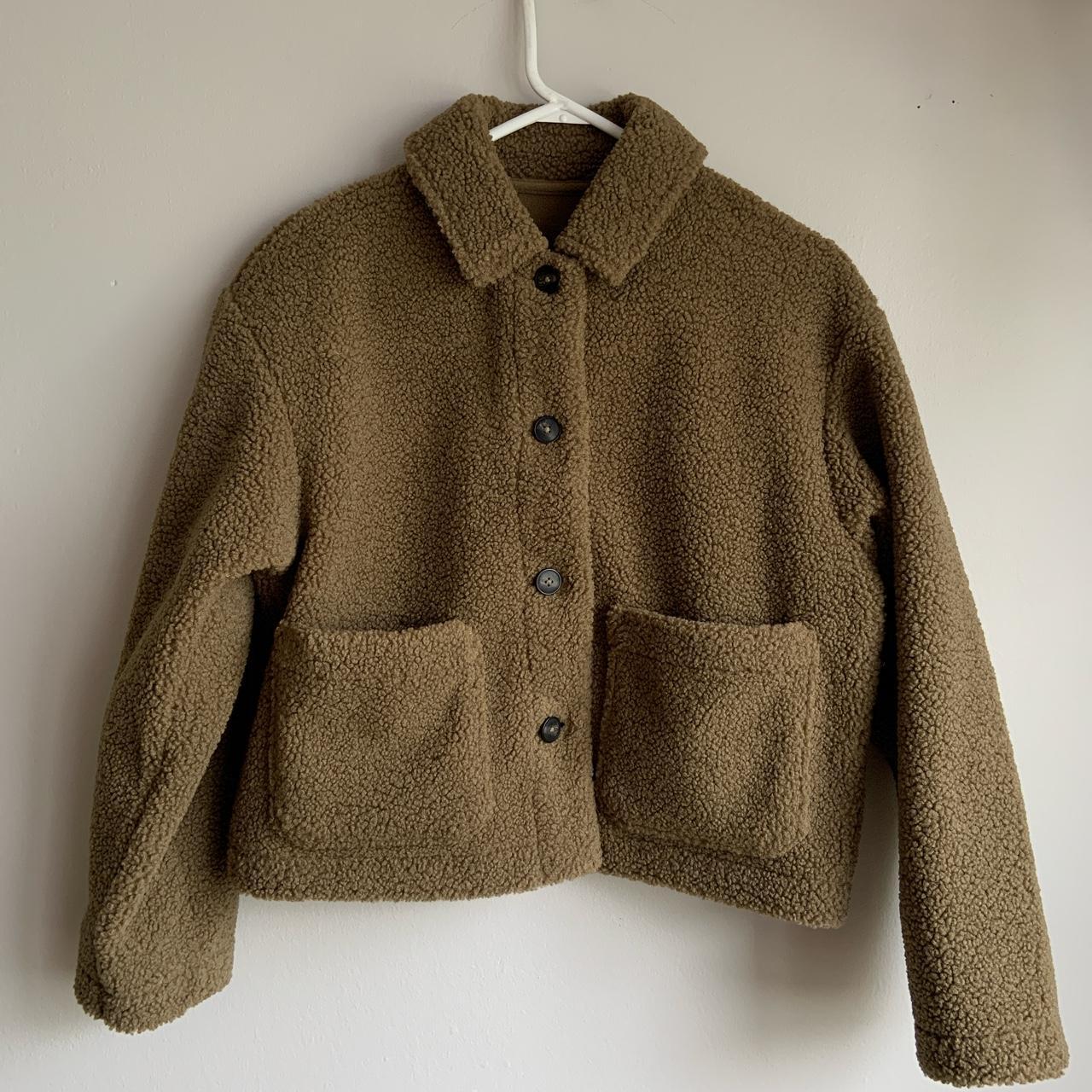 Uniqlo Windproof Outer Fleece jacket in olive.... - Depop