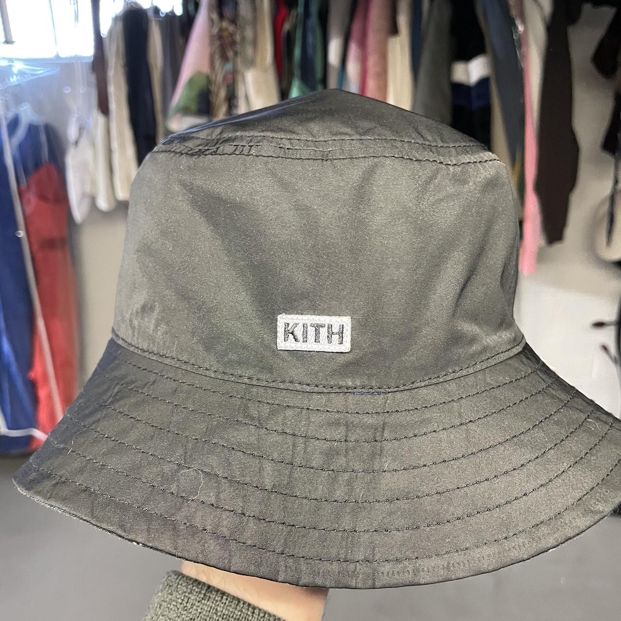 Kith Green paisley reversible bucket hat. Only tried... - Depop