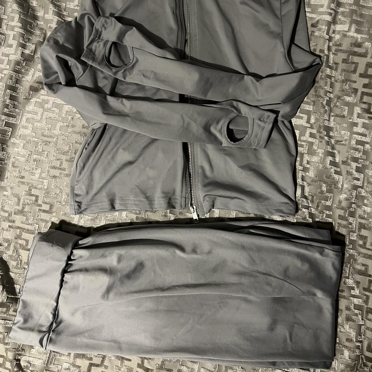 Grey Gym Set • Shein • UK M • Never been worn... - Depop
