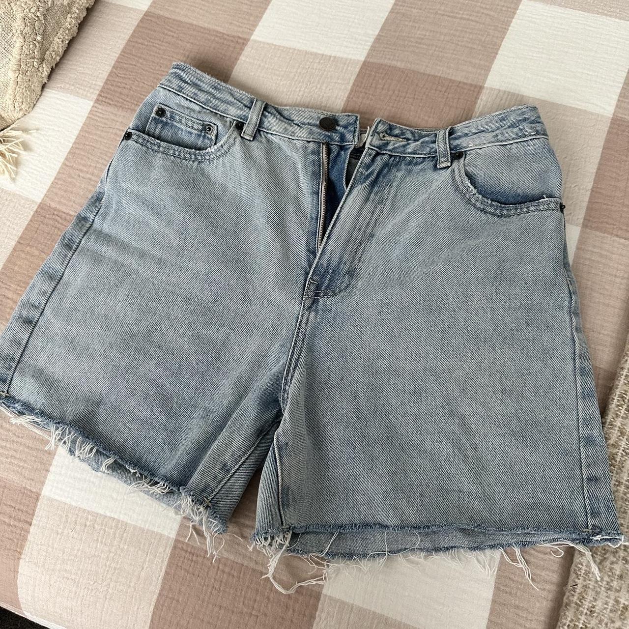 Glassons light denim 90s shorts Worn a handful of... - Depop