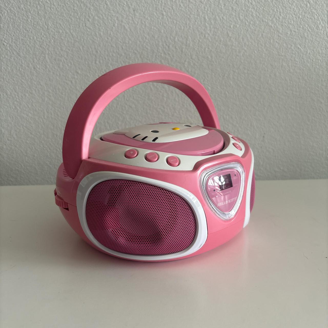 2016 hello kitty stereo/cd player ⭐️⭐️⭐️ READ... - Depop