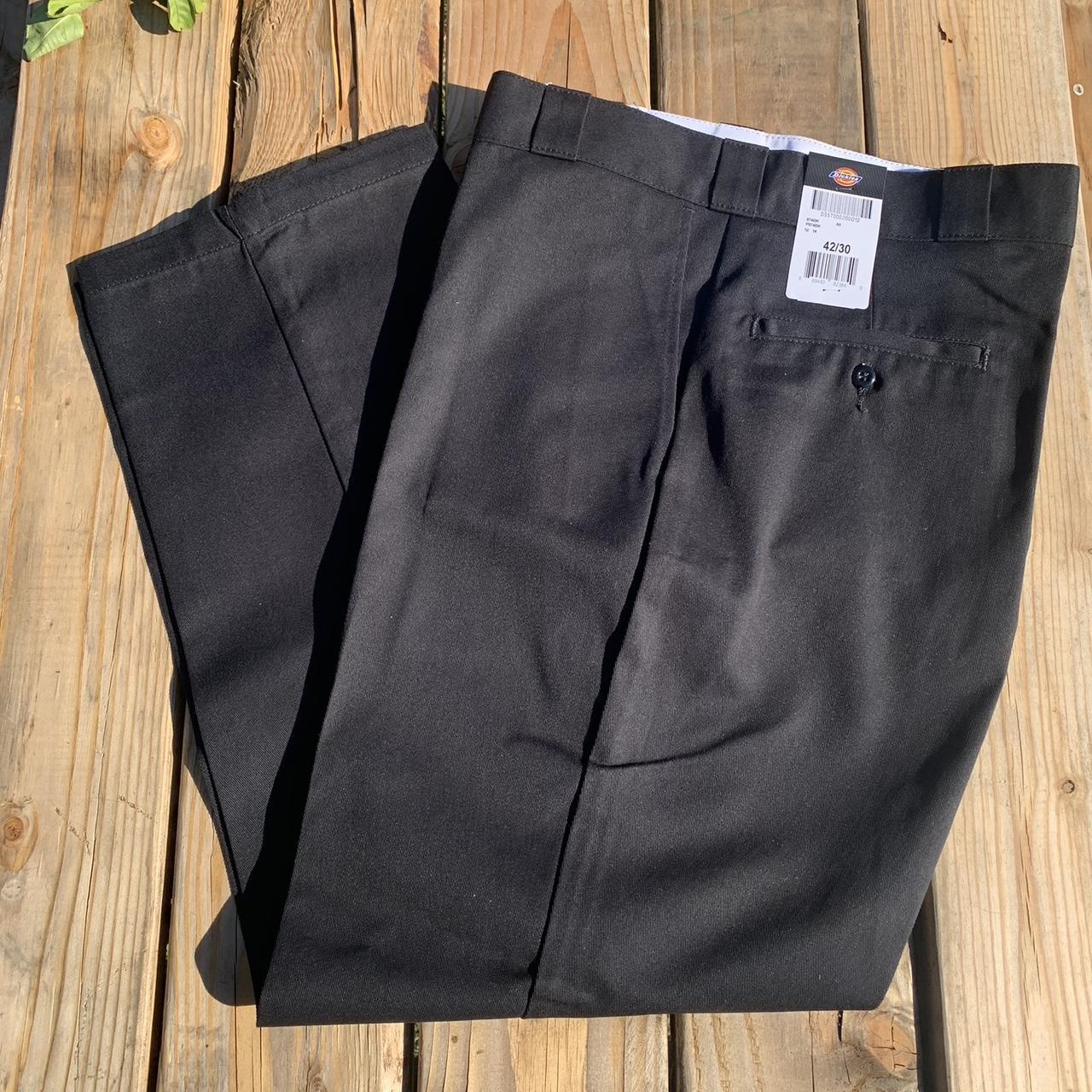 Dickies Standard Fit 42 x 30 Brand New - Depop
