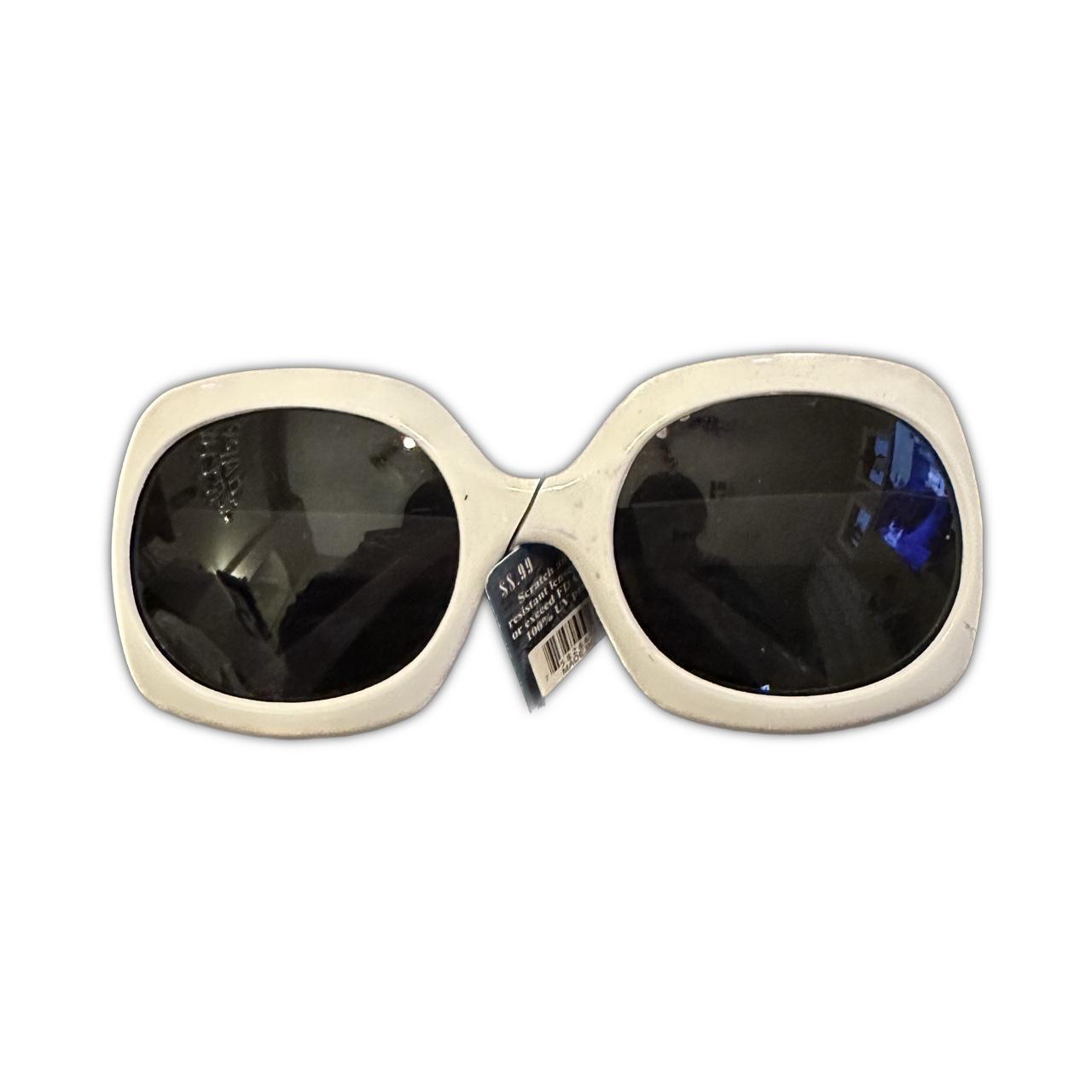 WHITE 80s RETRO POP SUNGLASSES Willy Wonka... - Depop