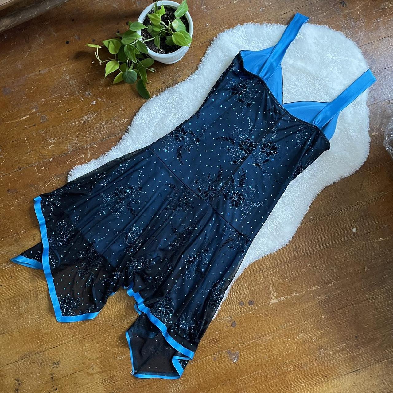 Vintage y2k dress. Absolutely beautiful blue dress... - Depop