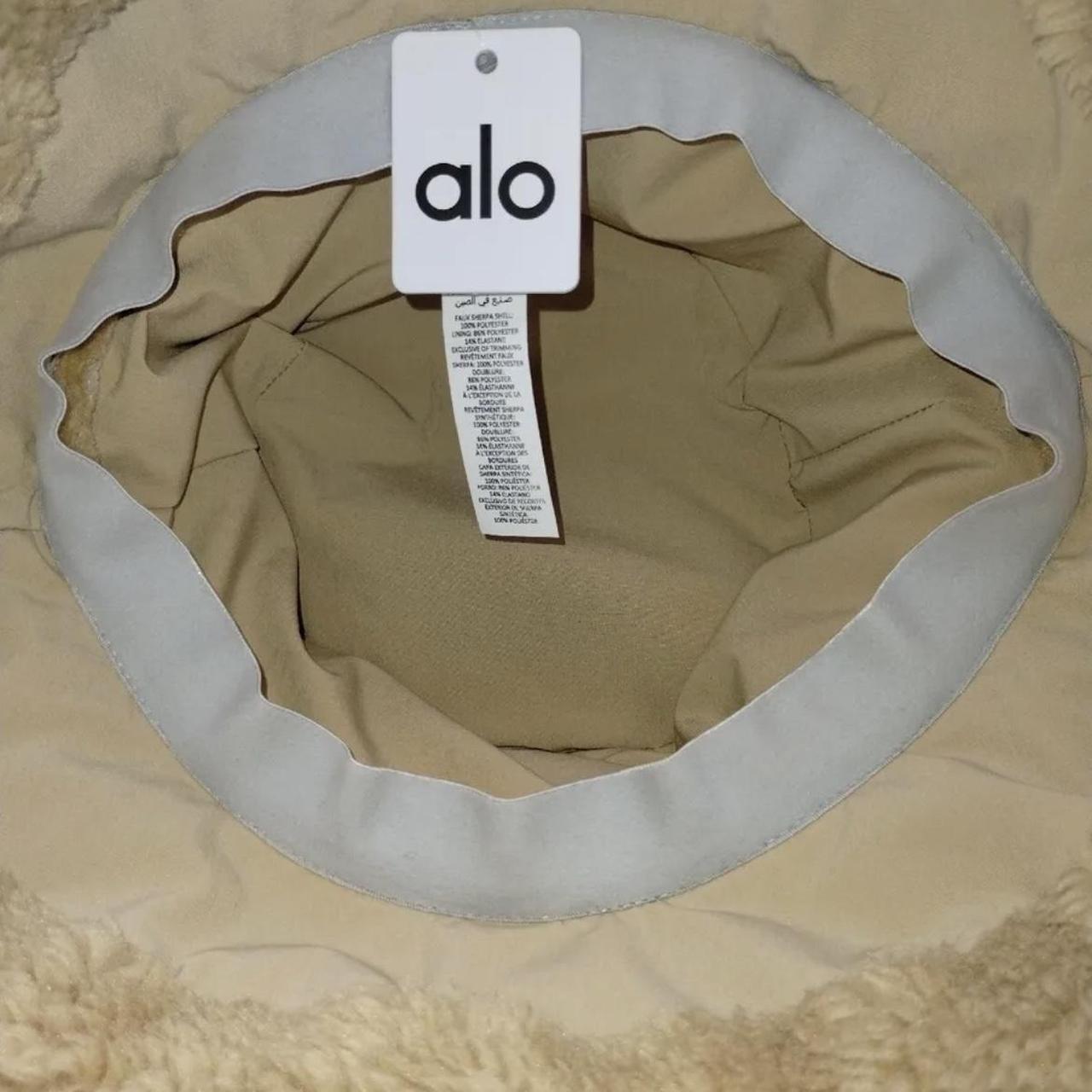 Foxy Sherpa Alo Bucket Hat Beige #Sherpa #Alo... - Depop