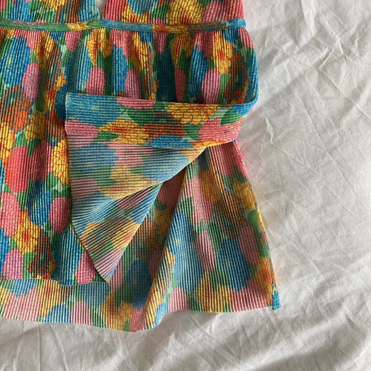 Amazing colourful Zara top! Barely worn and super... - Depop