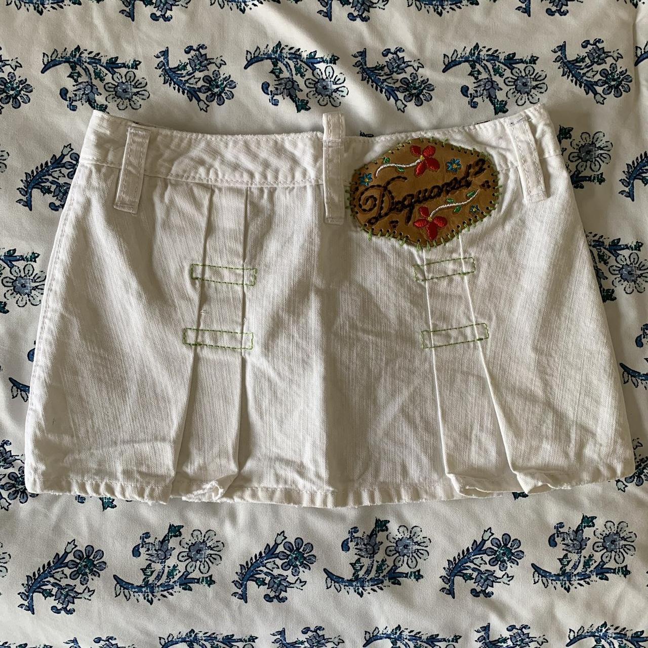 Vintage Dsquared 2 white mini skirt with beautiful... - Depop