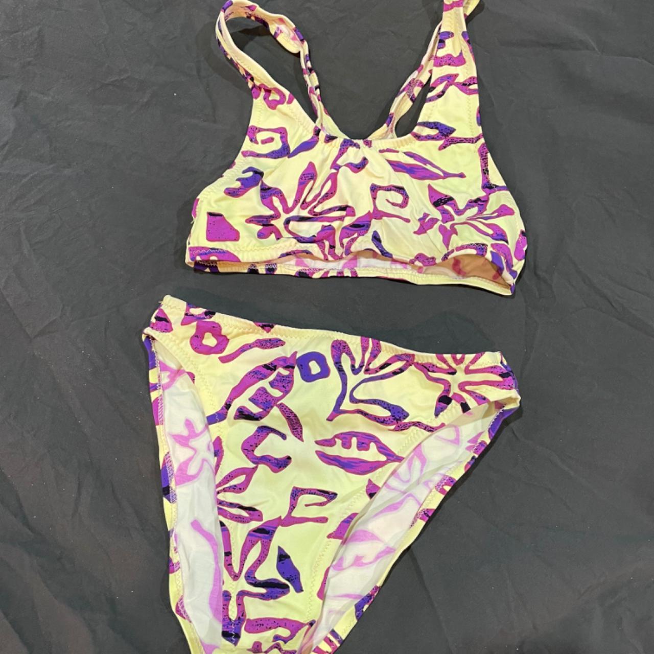 Vintage bathers, best fits Australian 8 and b-c cup - Depop