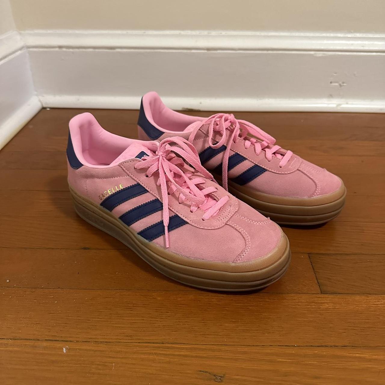 Adidas Women's Pink and Navy Trainers | Depop