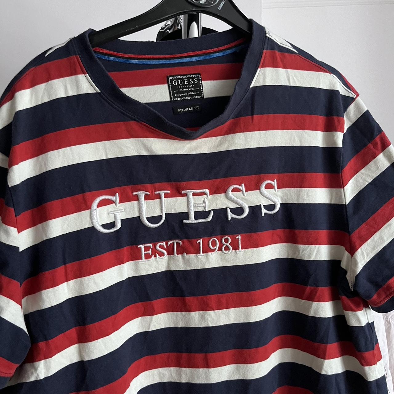 Guess Men's T-shirt | Depop