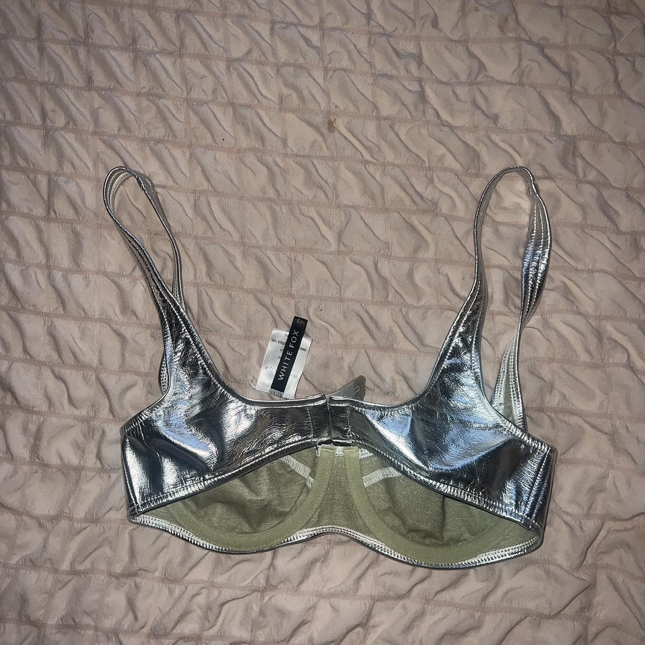 White fox silver bralet 🪩🕺 worn once for a few... - Depop