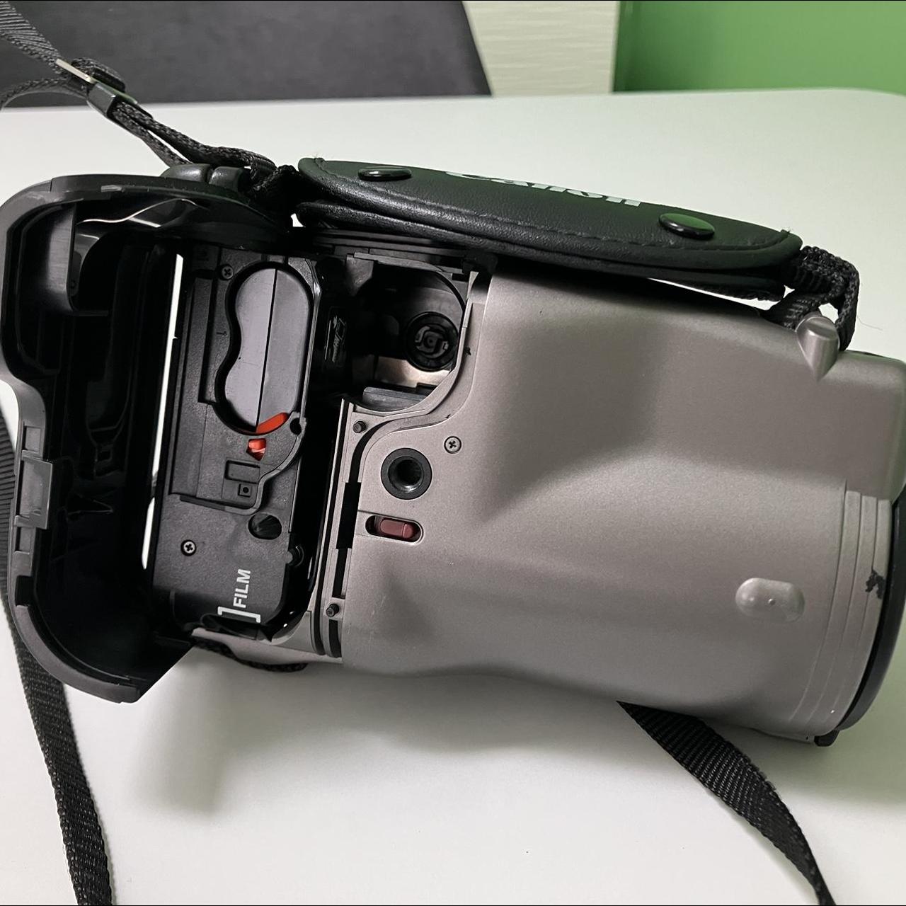 Canon Black and Grey Cameras-and-accessories | Depop