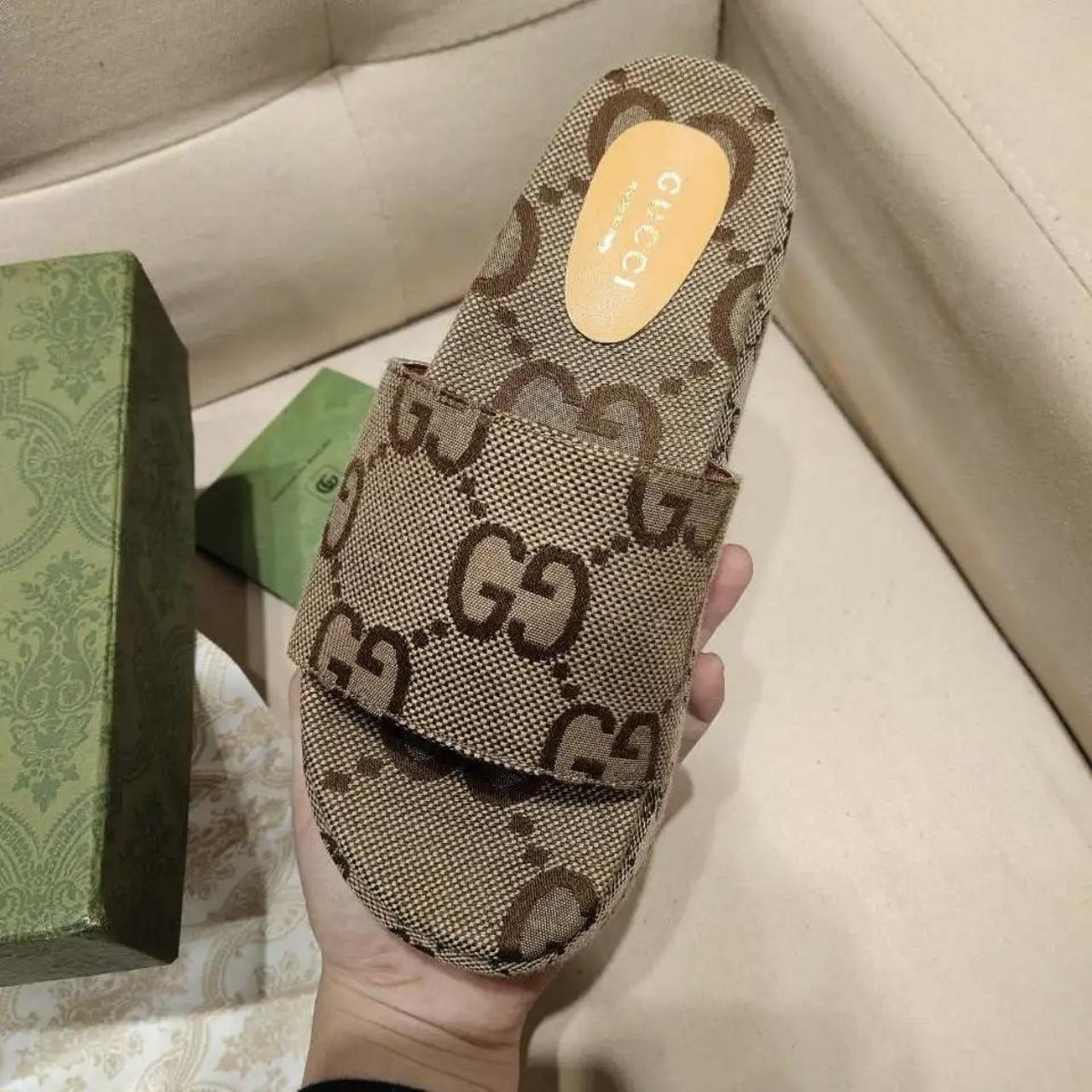 Gucci sliders brand new #gucci #sliders - Depop