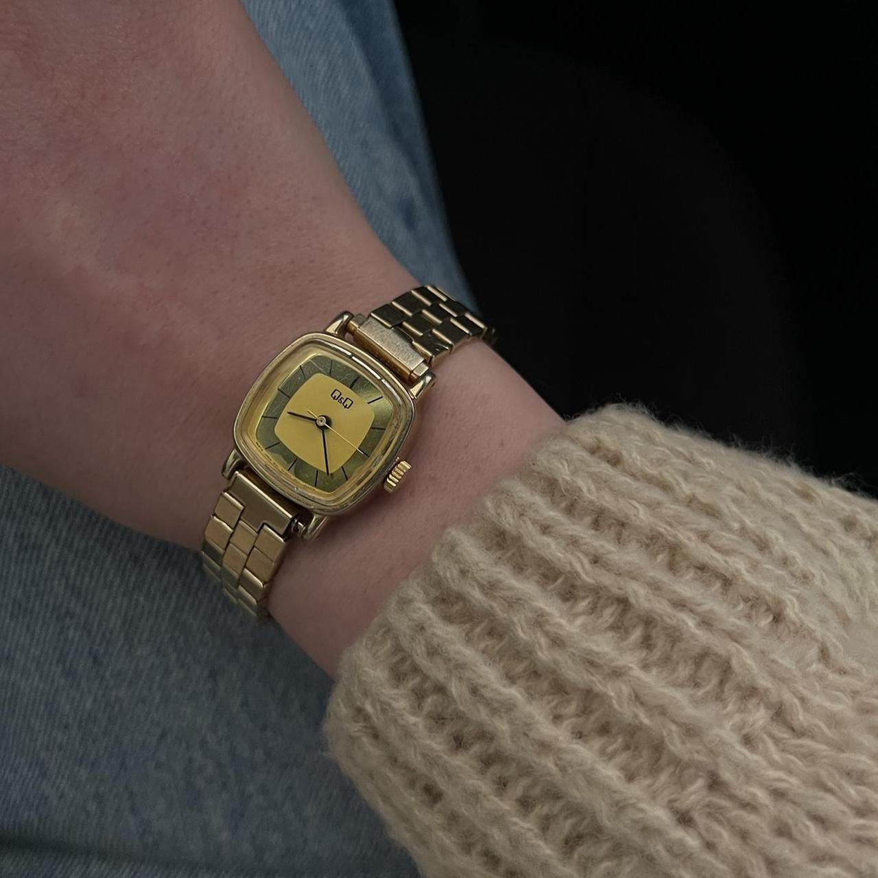Vintage Q&Q watch Unique gold tone watch Not sure... - Depop