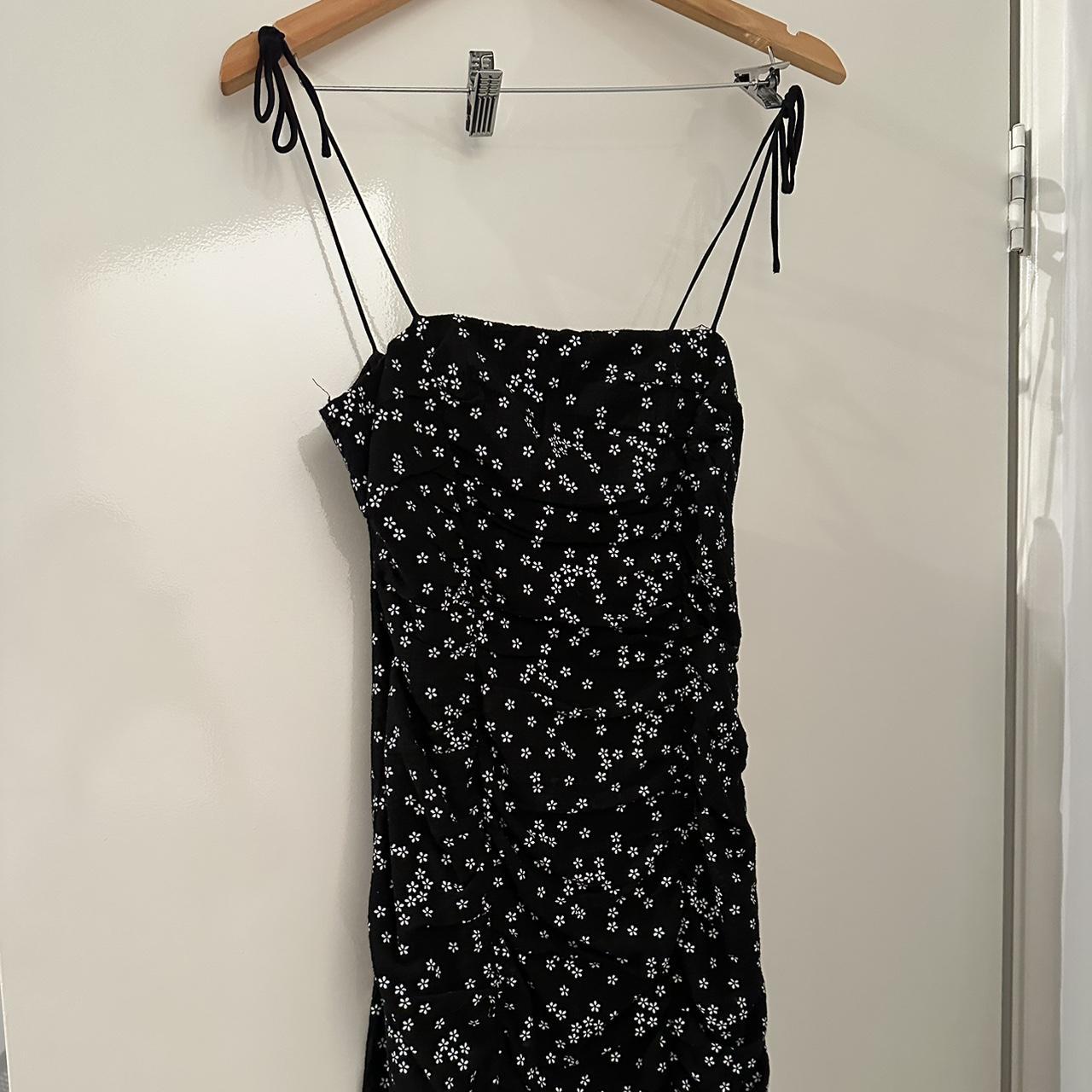 Perfect stranger mini black print dress Size 6 - Depop