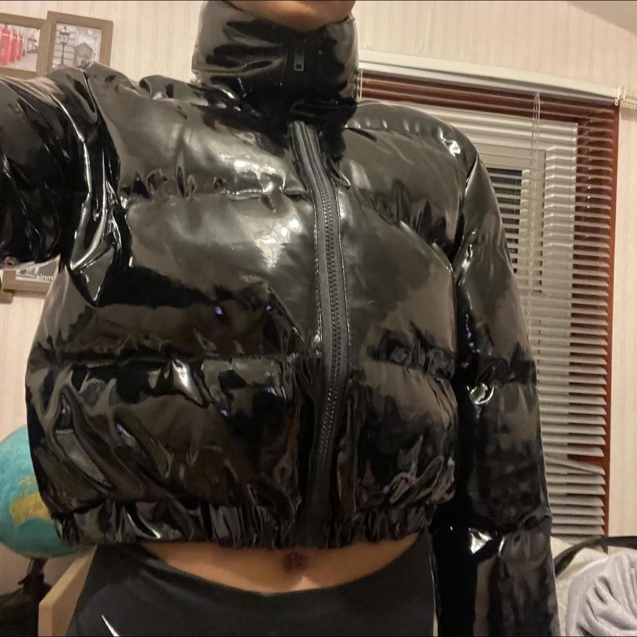 Pretty Little thing Black Cropped puffer jacket Uk... - Depop