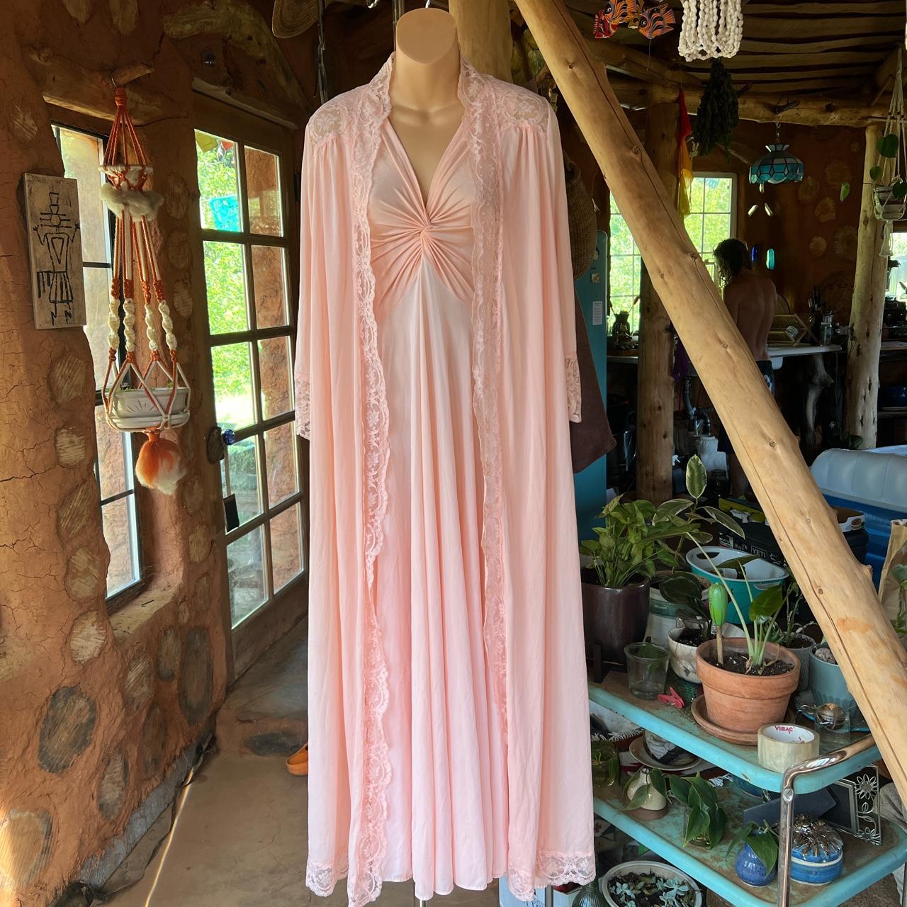 Vintage sought after & rare Olga baby pink full... - Depop